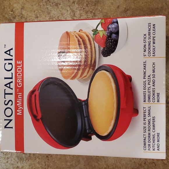 Nostalgia | Kitchen | Nostalgia Mymini My Mini Griddle Red Pancakes ...